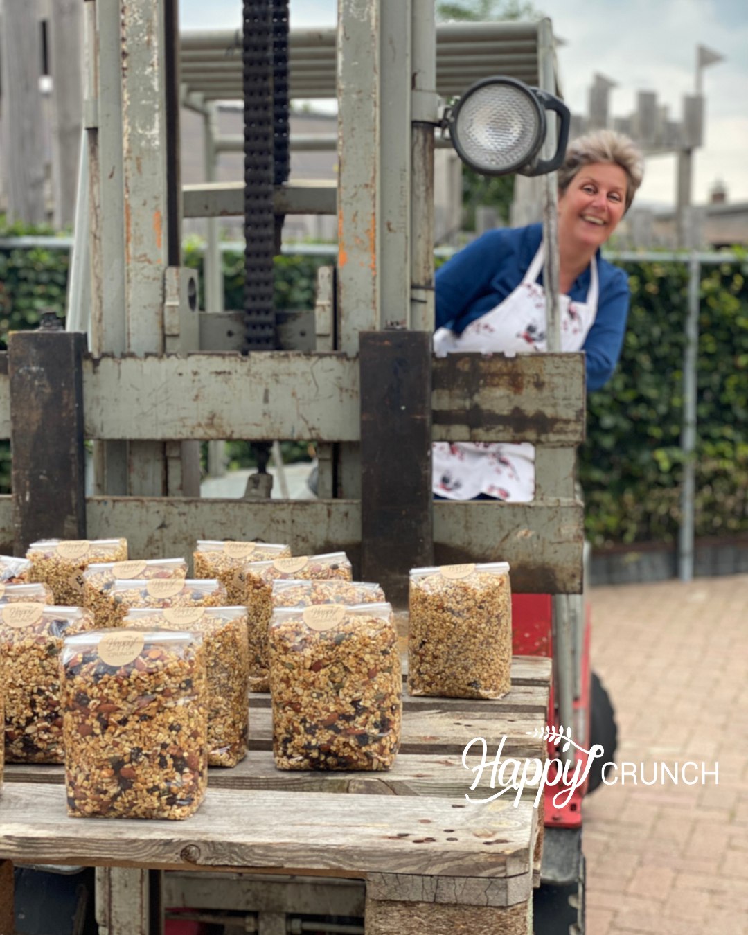 HOME - Happy Crunch | Huisgemaakte granola